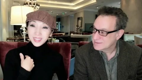 out of the blue~ 跟随Sarah学英语